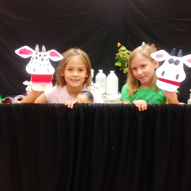 The Center for Puppetry Arts in Atlanta Presents Click Clack Moo Cows ...
